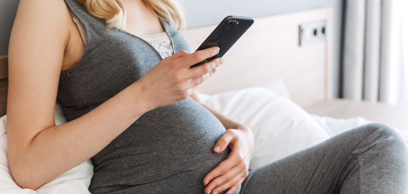 How Blue Light Affects Your Pregnancy - Pregnancy Podcast